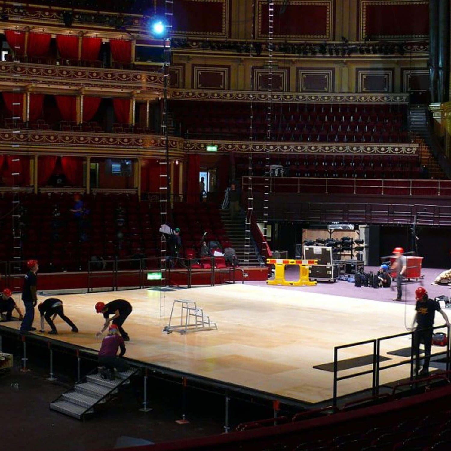 Floating stage floor - HARLEQUIN - wooden / disassemblable