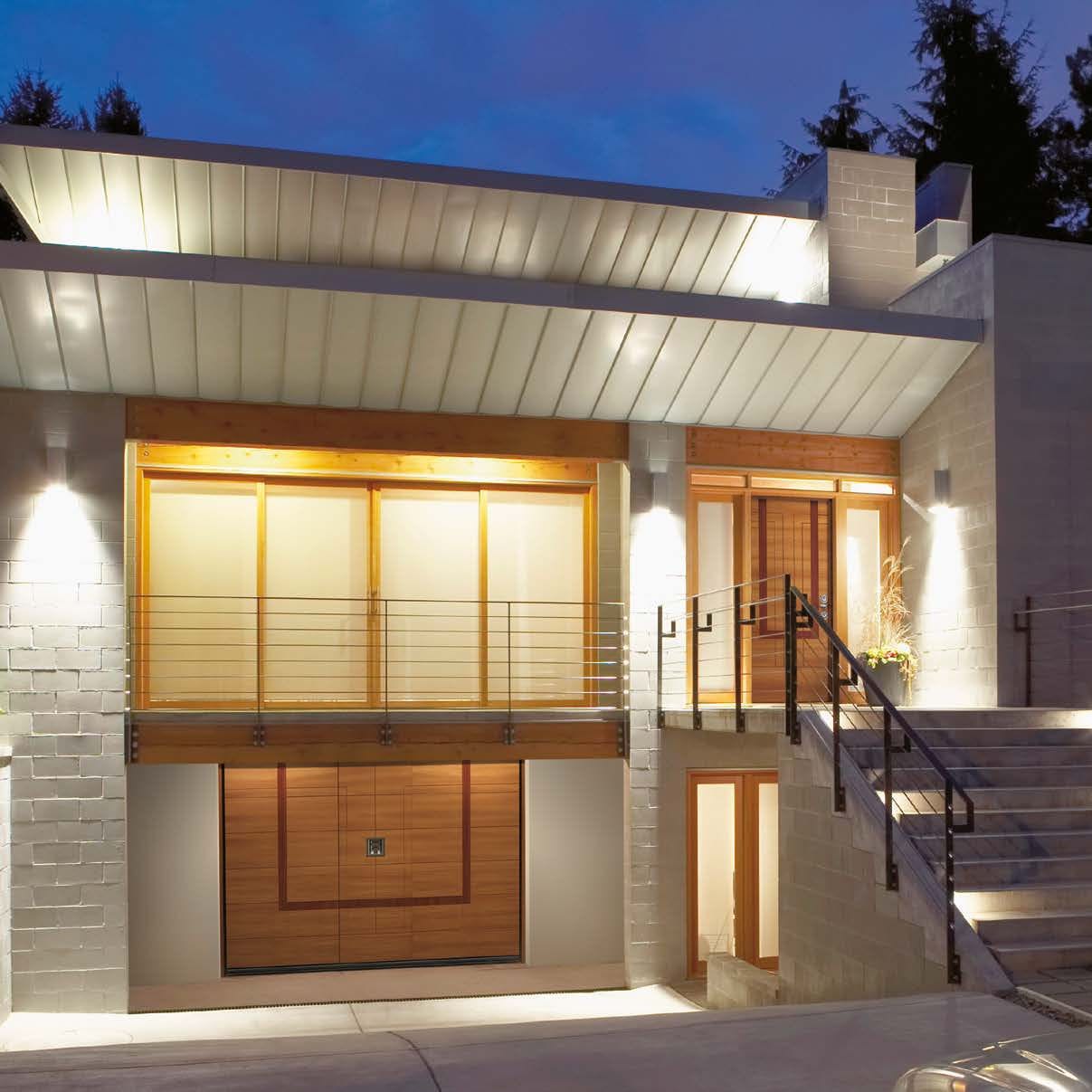 Tilting garage door - Tau - SILVELOX GROUP SPA - oak / larch / okoumé