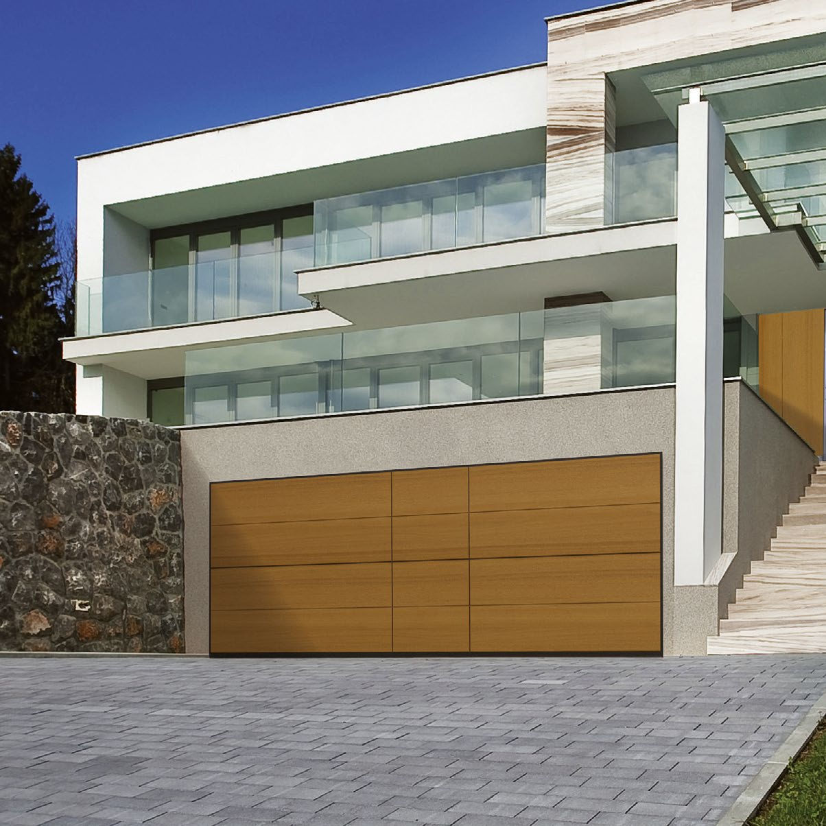 Overlap garage door - Emi - SILVELOX GROUP SPA - oak / larch / okoumé