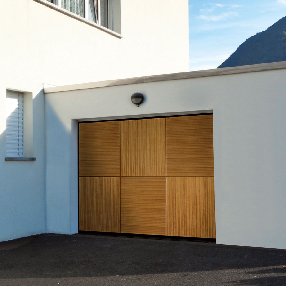 Overlap garage door - Tex - SILVELOX GROUP SPA - oak / larch / okoumé
