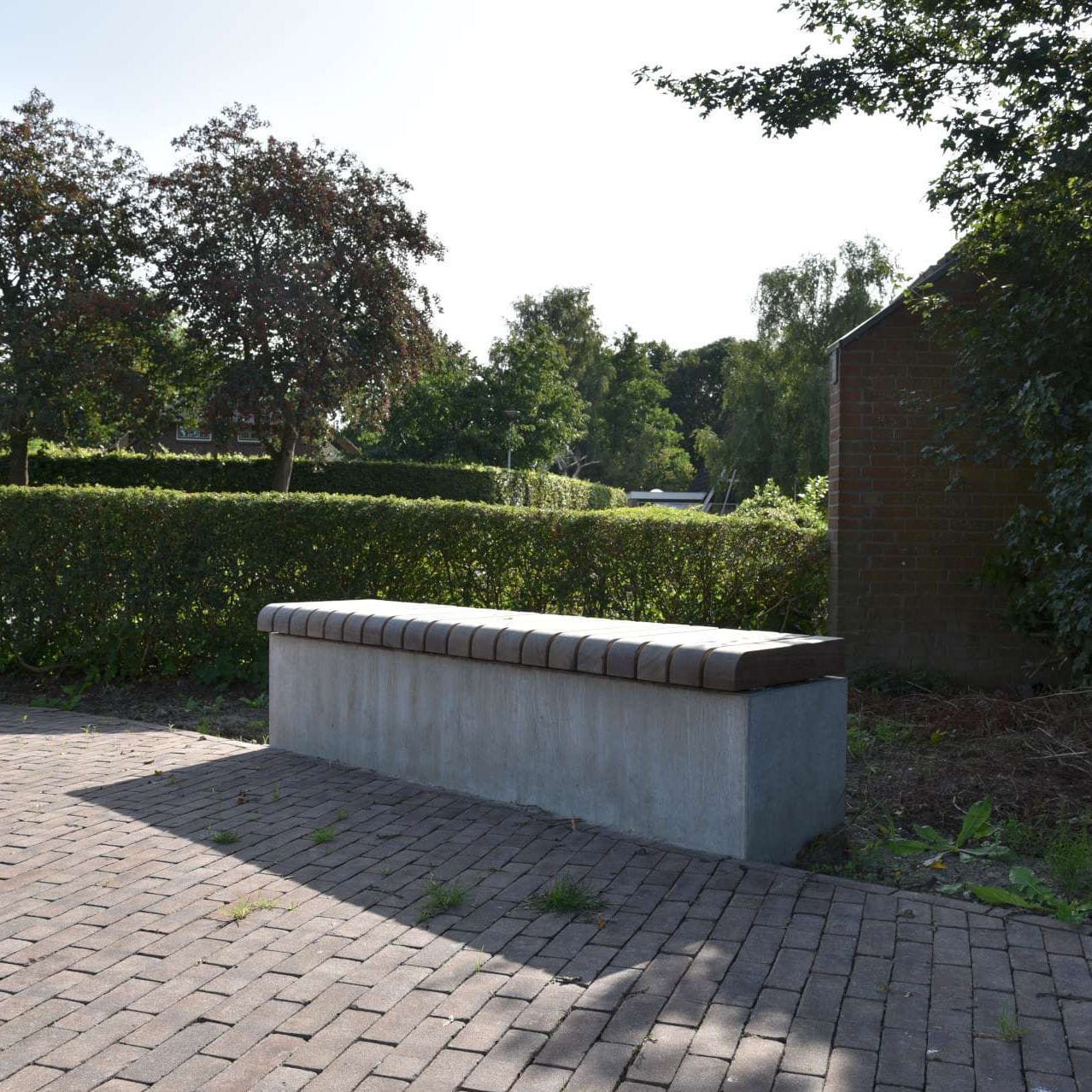 Contemporary public bench - GRID - Elément 5 - CROSO FRANCE - wooden ...