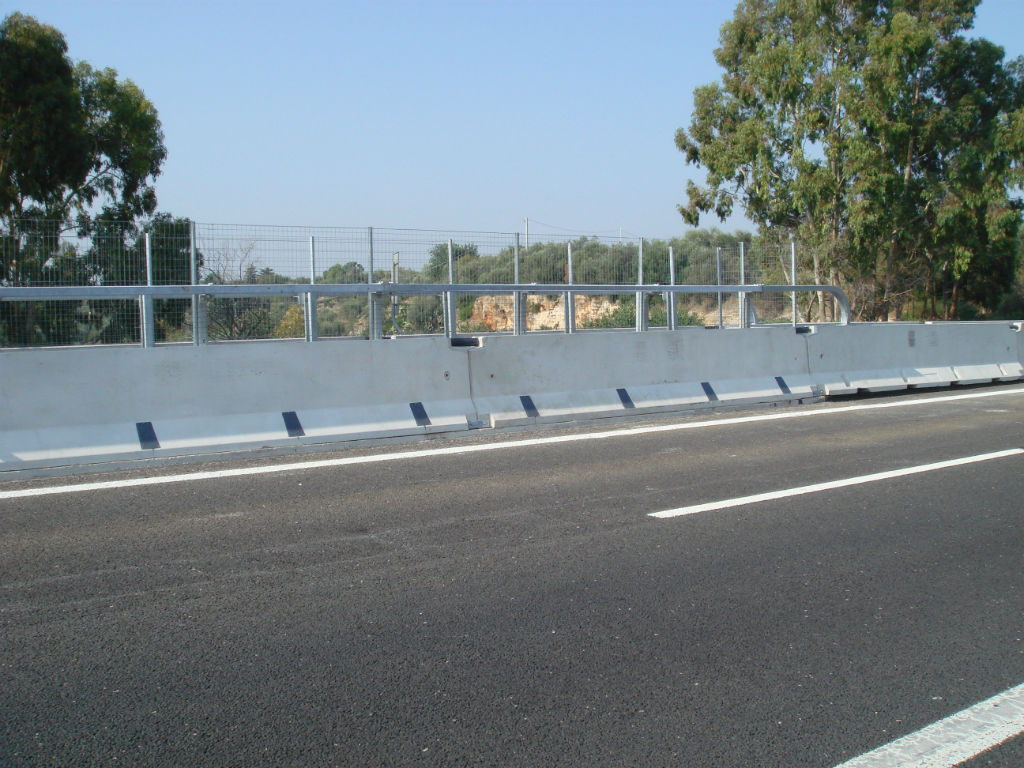 Bridge Parapet Wall Bridge Barriers And Parapets