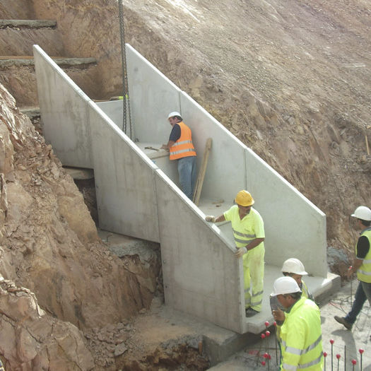 Reinforced concrete drainage channel - Prefabricados Alberdi - road ...
