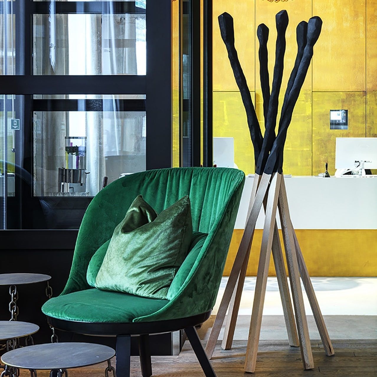 Floor coat rack - MATCH - Mogg - contemporary / beech / black