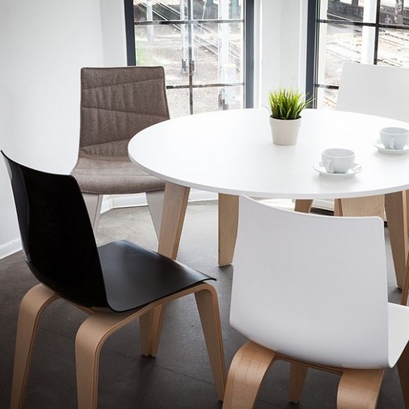 Contemporary chair - PIGI - vank - indoor / plastic / wooden base