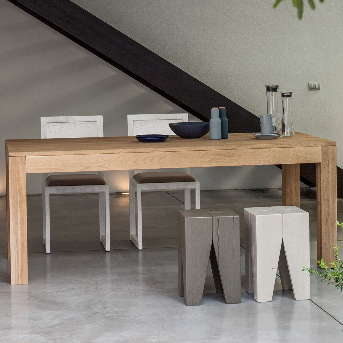 Contemporary table - LOKI - Devina Nais - oak / rectangular / extending