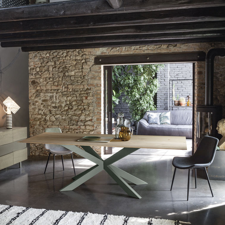 Contemporary table - MANHATTAN - Devina Nais - oak / rectangular