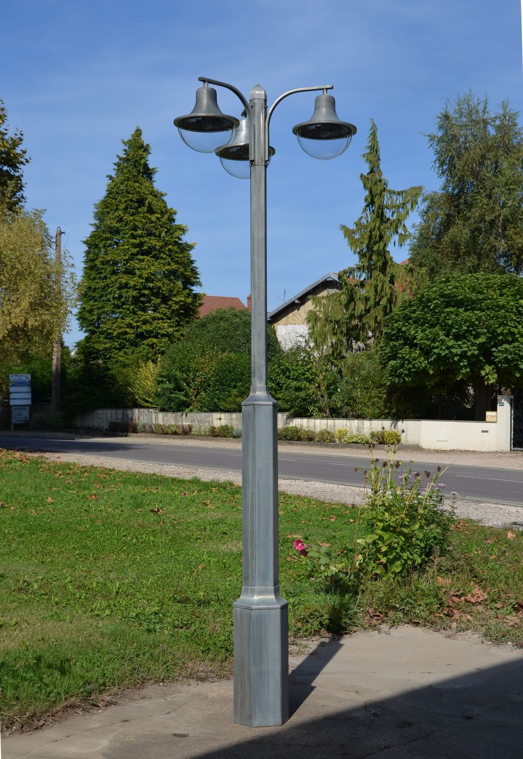 Urban lamp post - DEBUSSY - MISTERZINC - traditional / zinc / polycarbonate