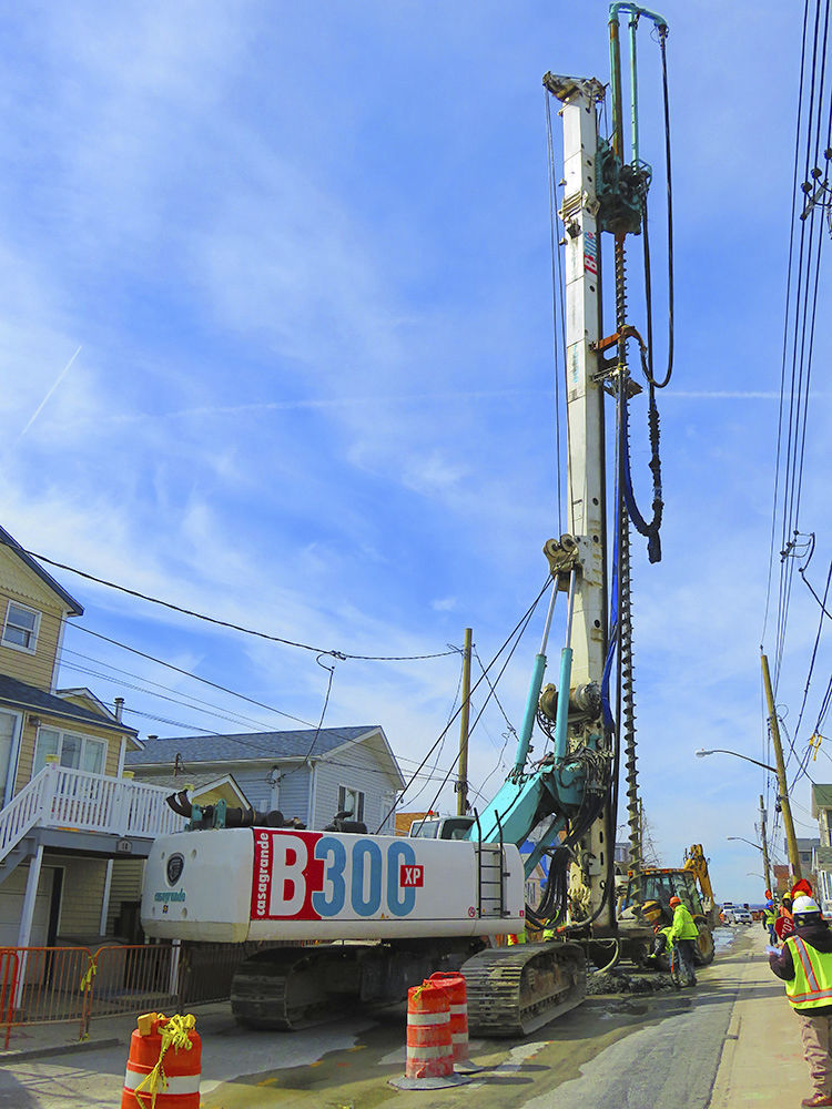 Diesel engine drilling rig - B300 XP - CASAGRANDE - Foundation Division ...