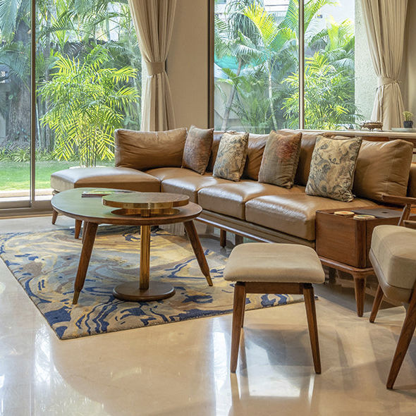 Modern table - KRIDLO - ALANKARAM - teak / brass / teak base