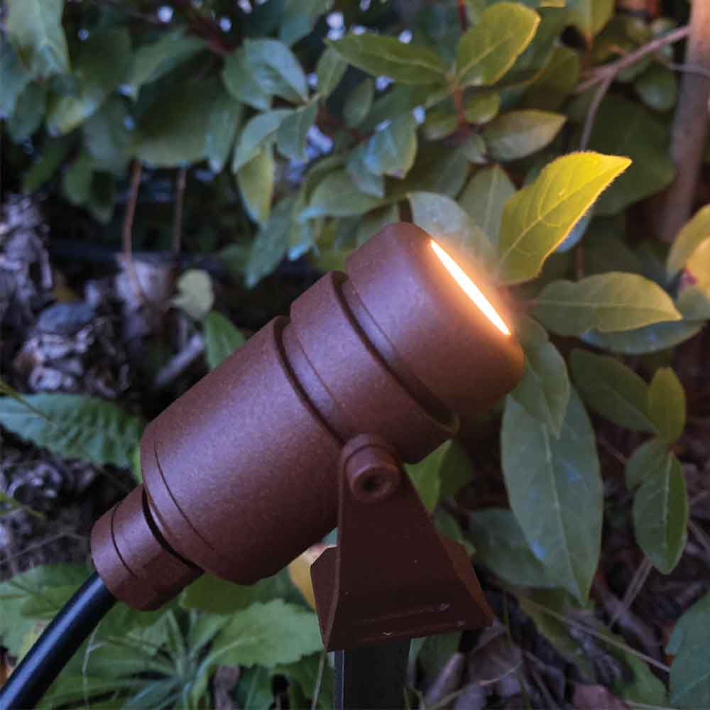 Floor-mounted spotlight - PYRO - MAISON ORSTEEL - LED / round / IP68