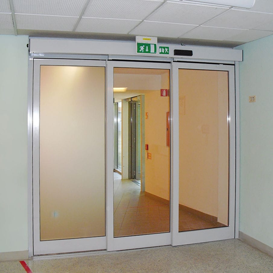 Interior door - HB-TALTS2 - Label S.p.A. - HPL / telescopic / semi-glazed