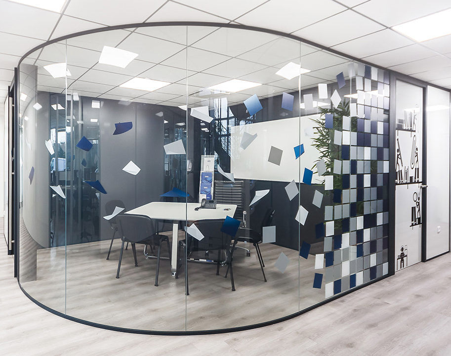 Fixed partition - Curved - ABCD INTERNATIONAL - edge-to-edge / with ...