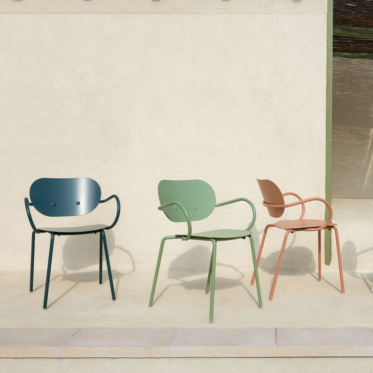 Contemporary chair - lilypad - bibelo - outdoor / indoor / painted aluminum