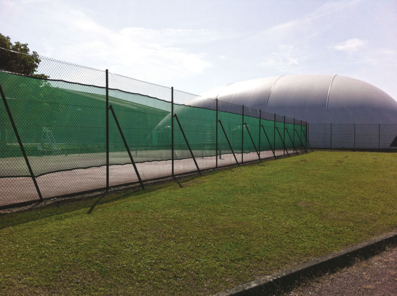 Wire mesh fence - S55660 - SODEX SPORT - for sports fields / metal