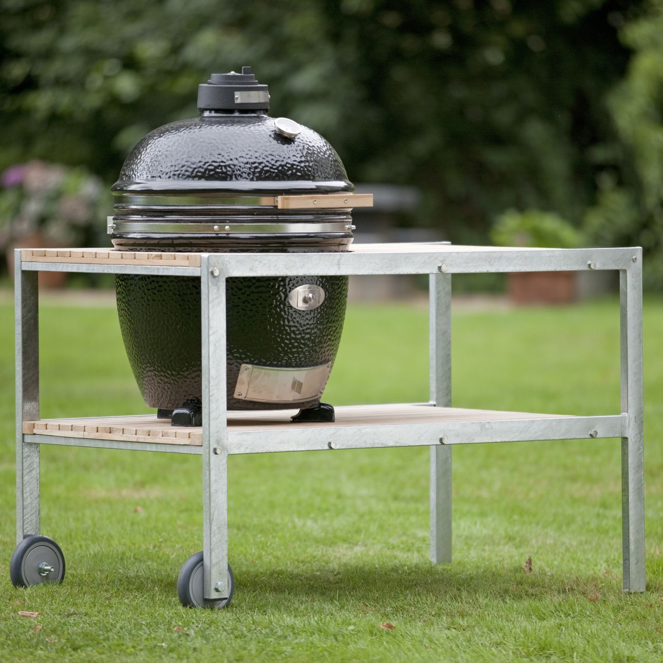 Charcoal barbecue - CLASSIC - Monolith - commercial / on casters / cast ...