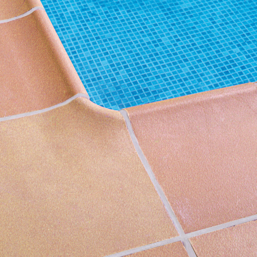 Porcelain stoneware swimming pool coping - CERAMICA FERRES - non-slip ...