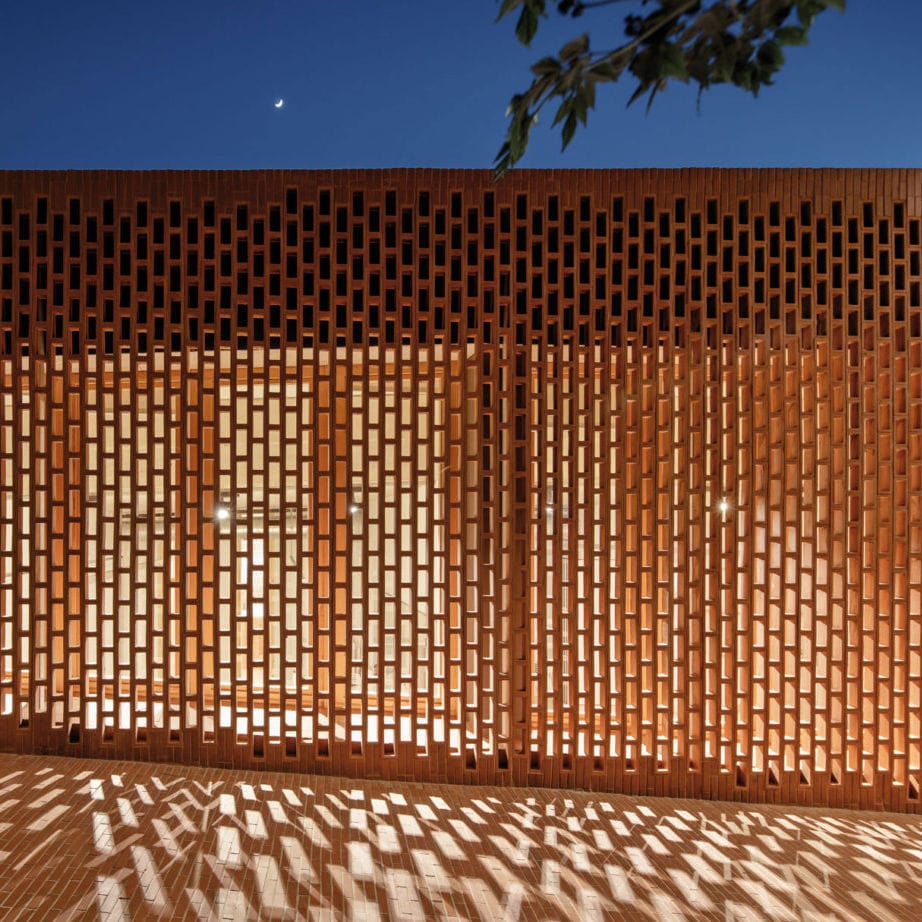 Ceramic screen wall - RECTANGULAR - CERAMICA FERRES - outdoor / indoor