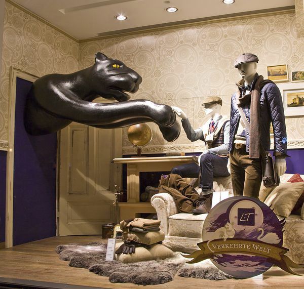 Male display mannequin - 26 - WINDOW FRANCE - abstract / seated / high-end