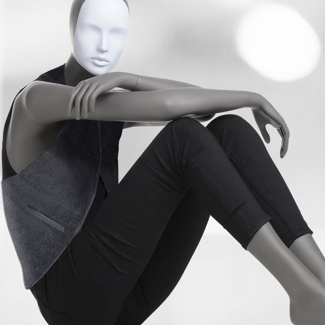 Female display mannequin - 81 ABSOLUTE - WINDOW FRANCE - abstract ...