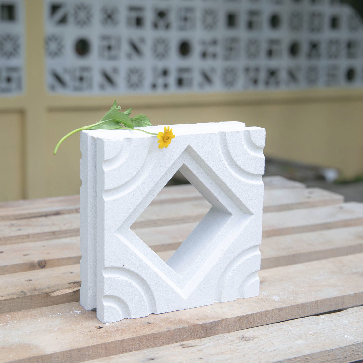 Hollow concrete block - VCB-043-1000 ECO 1 - Viet Tiles Corporation ...