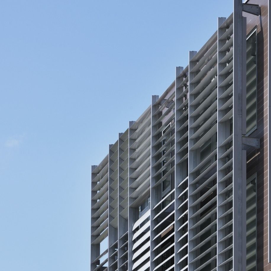 Aluminum solar shading - F150 - Soltec - window / vertical / fixed