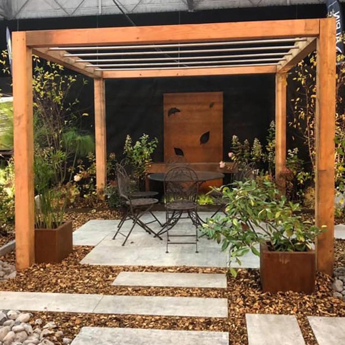 Self-supporting pergola - PONTOISE - MODULAND - wall-mounted / wooden ...