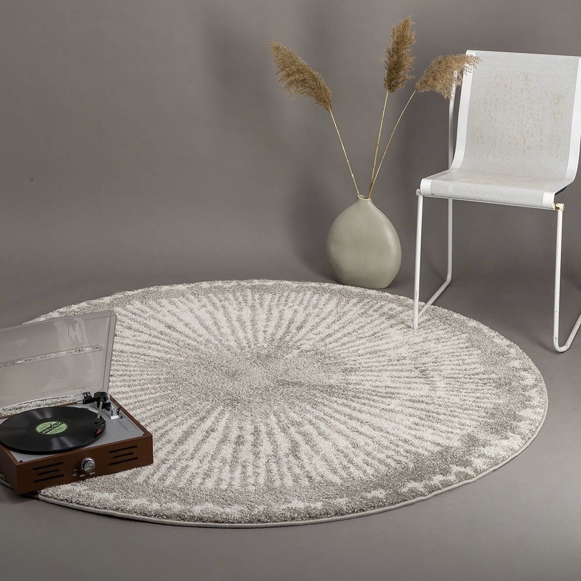 Contemporary rug - IRIS - AFK Living - patterned / polypropylene / round