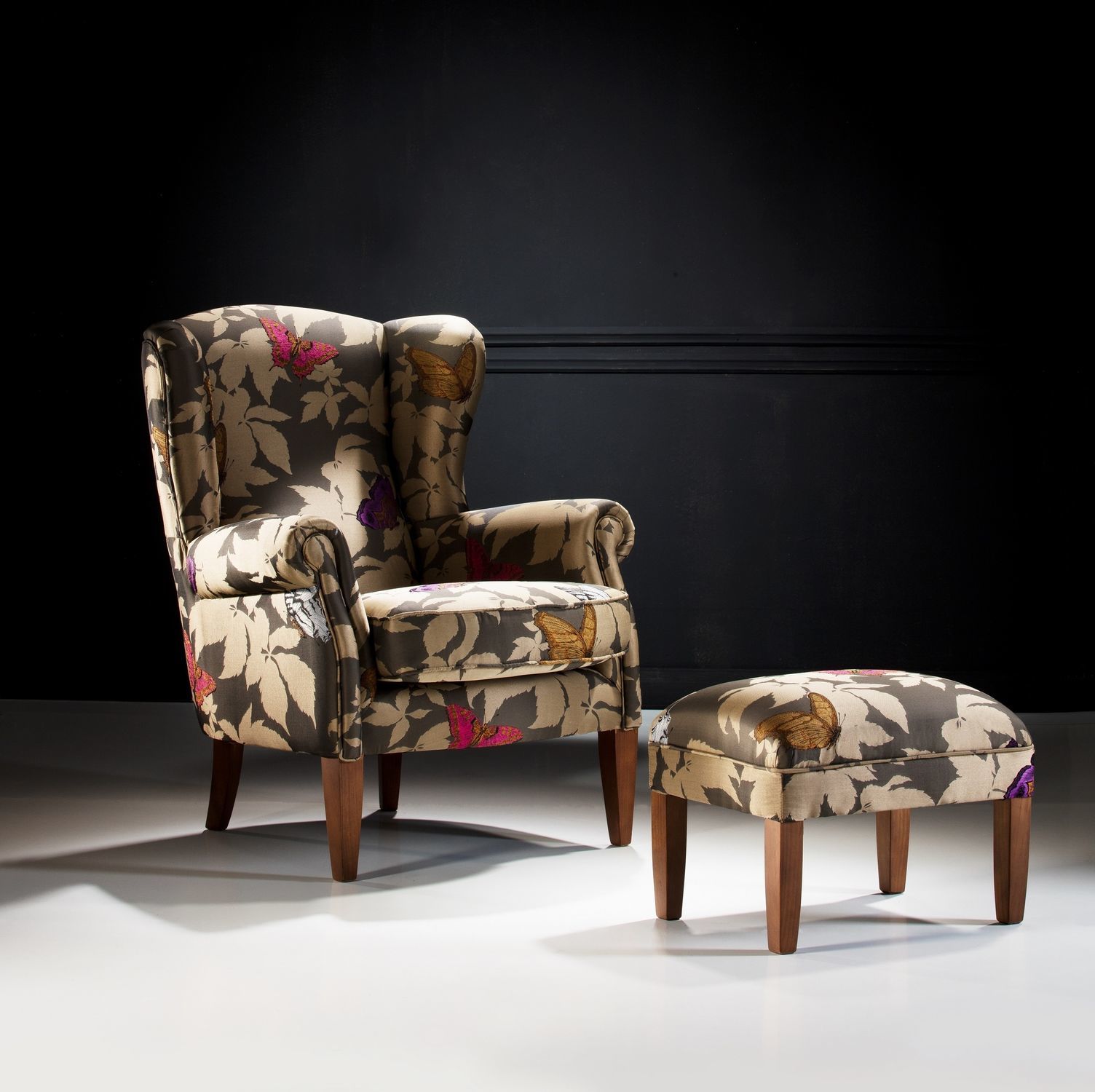 Traditional armchair - ALBUFERA - Raga - fabric / leather / animal skin