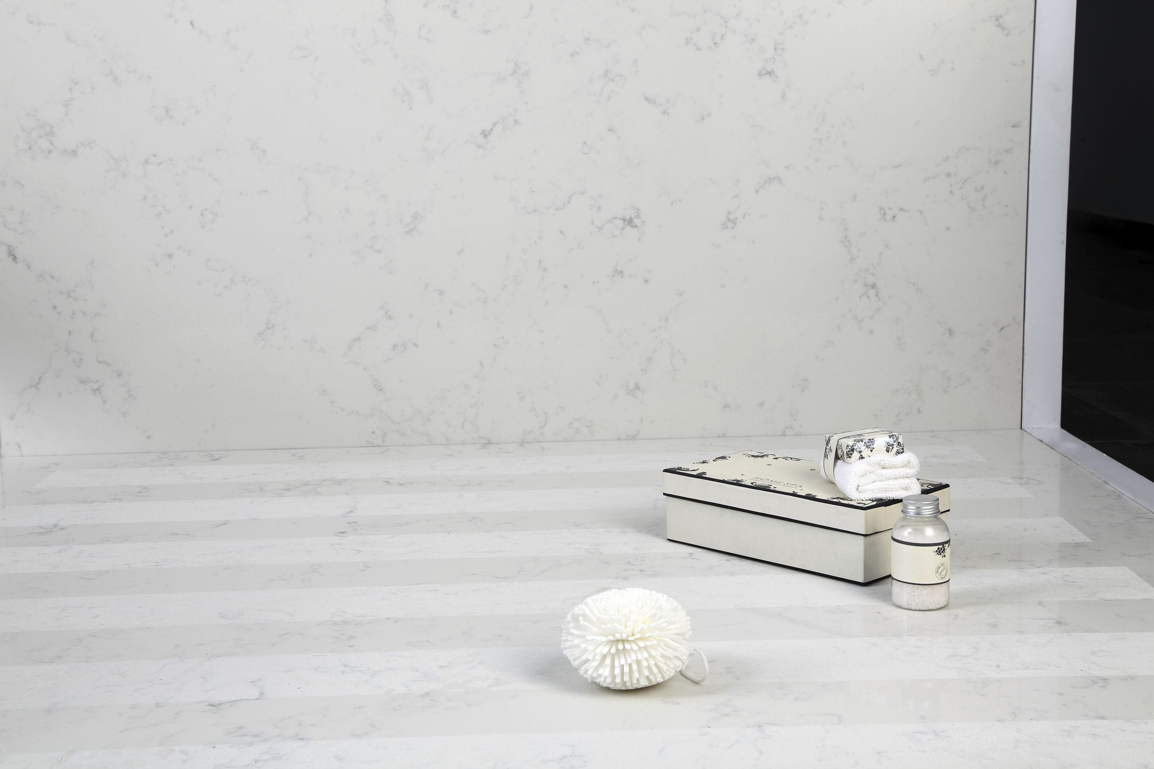 Natural stone countertop - DENALI CLOUD DC155 - Radianz - quartz ...