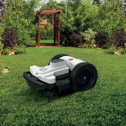 Robotic lawn mower - 4.0 Basic 4WD - Ambrogio Robot - battery-powered / for sloped terrain / for ...