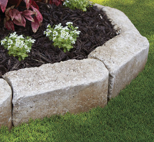 Garden edge - RUMBLESTONE - PAVESTONE - concrete / linear / rectangular