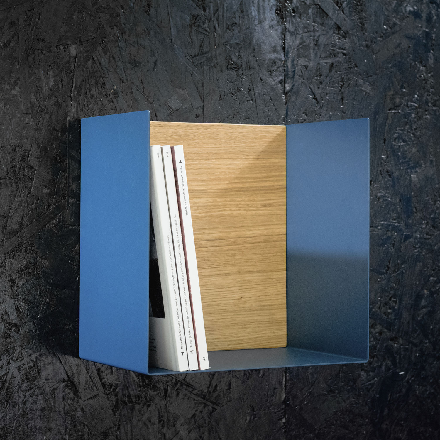 Wall-mounted shelf - IZI - 3S design - contemporary / sheet steel ...