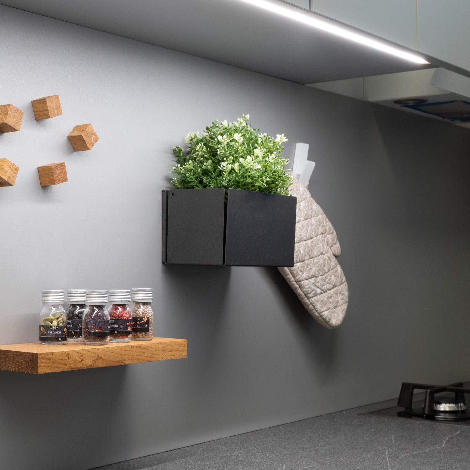 Powder-coated steel flower pot - BIG • basic - 3S design - wall-mounted ...