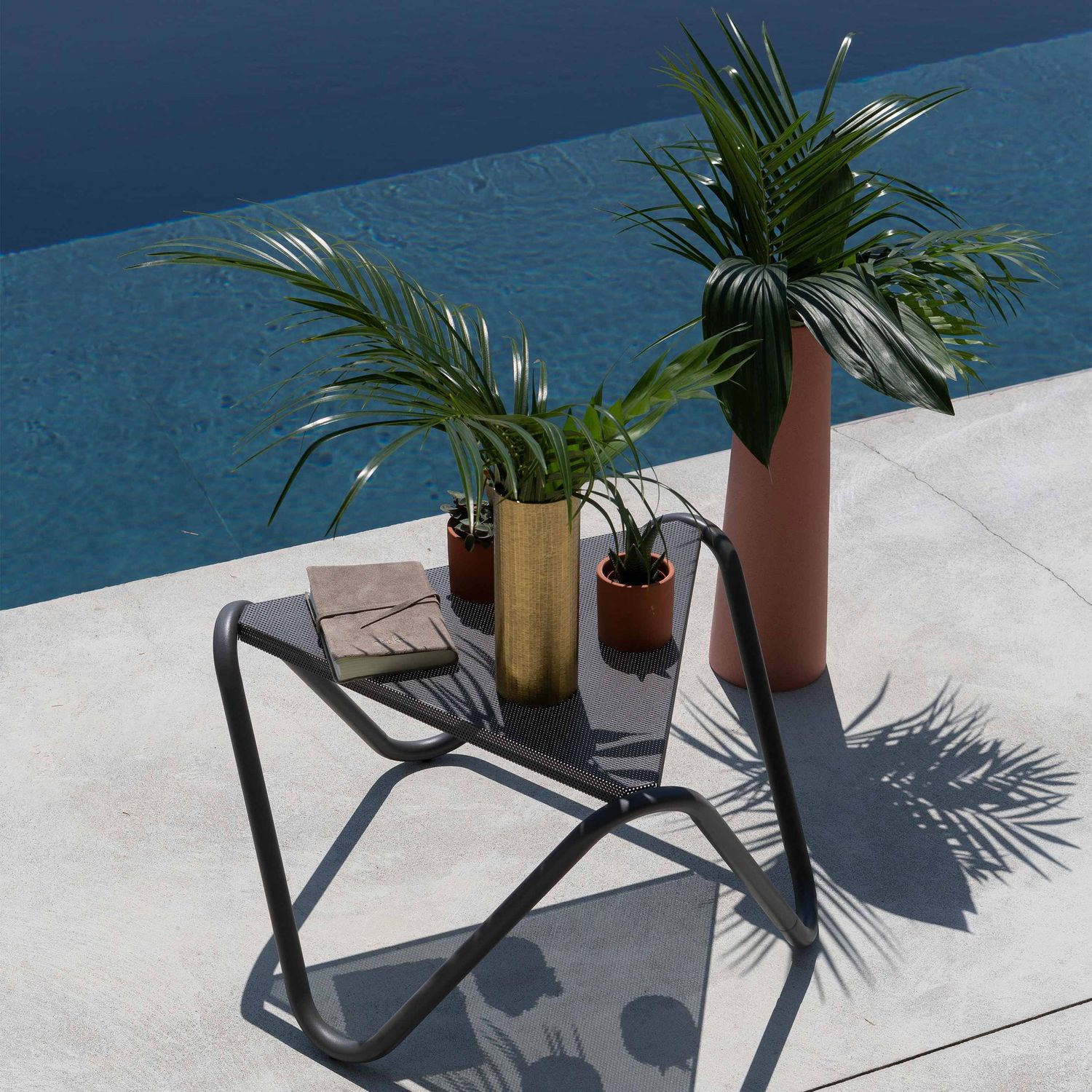 Contemporary side table - Vogue - Lafuma Mobilier - lacquered steel ...