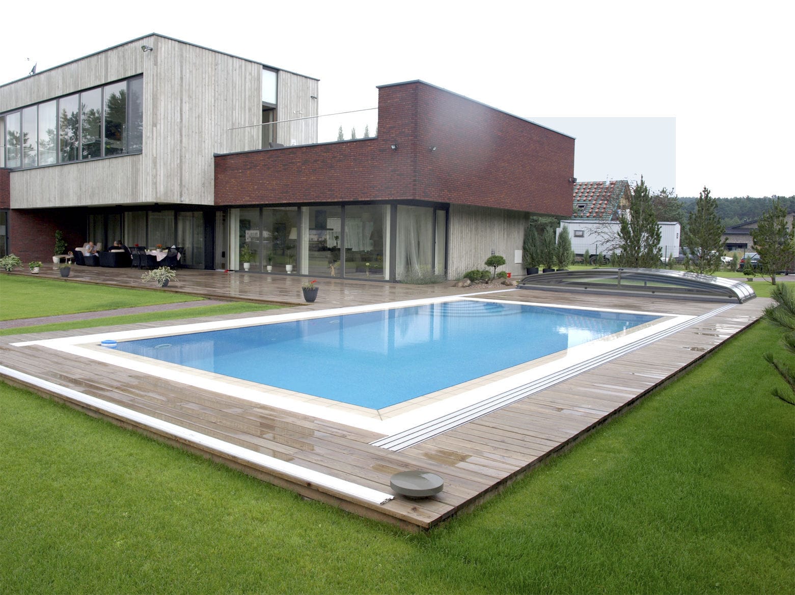 Self-supporting swimming pool - Tilestone Pools one piece tiled pools ...