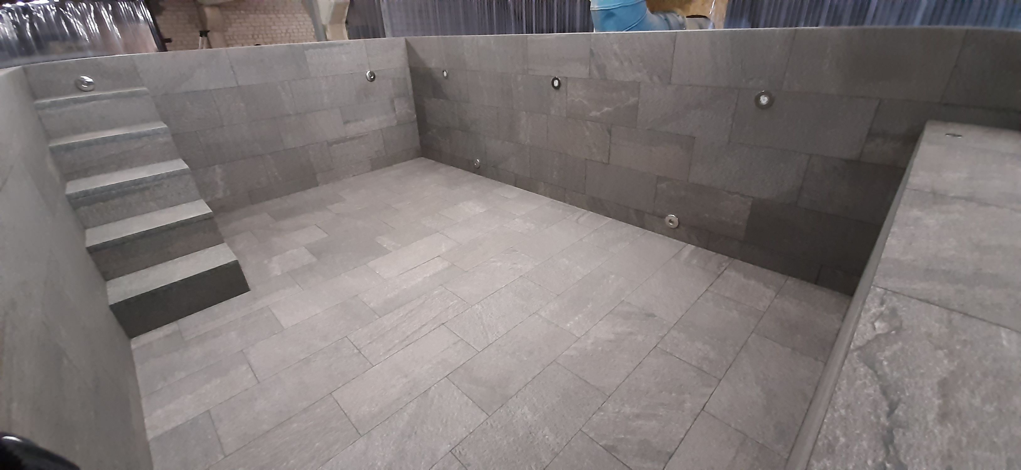 Wall swimming pool - 5 M x 3 M - Tilestone Pools one piece tiled pools ...