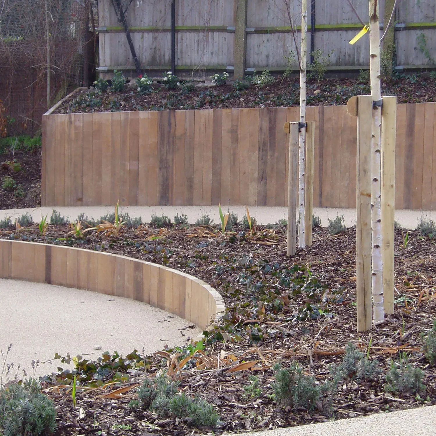 Curved Wood Retaining Wall