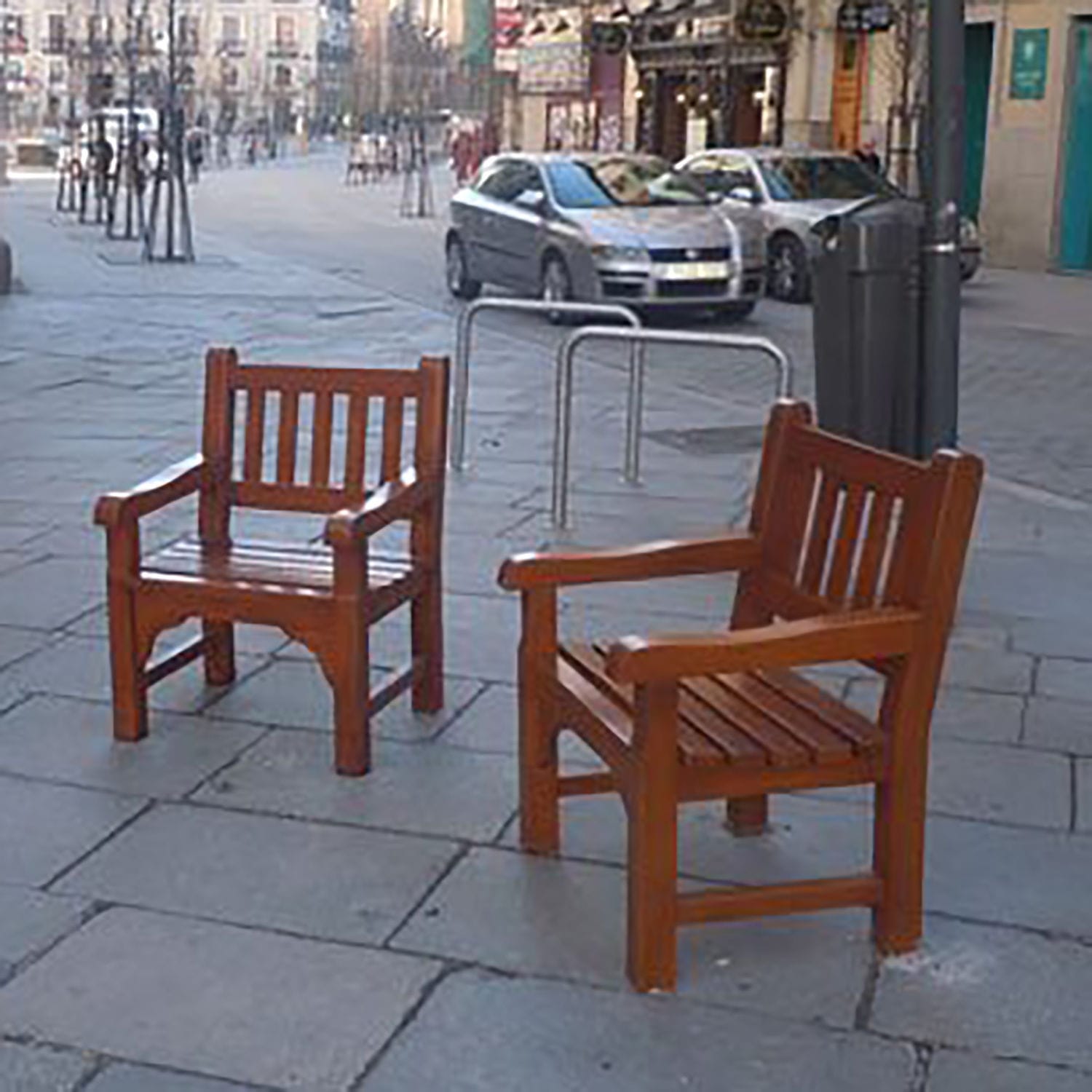 Traditional urban armchair - GOTEBORG - Woodscape. - wooden / for ...