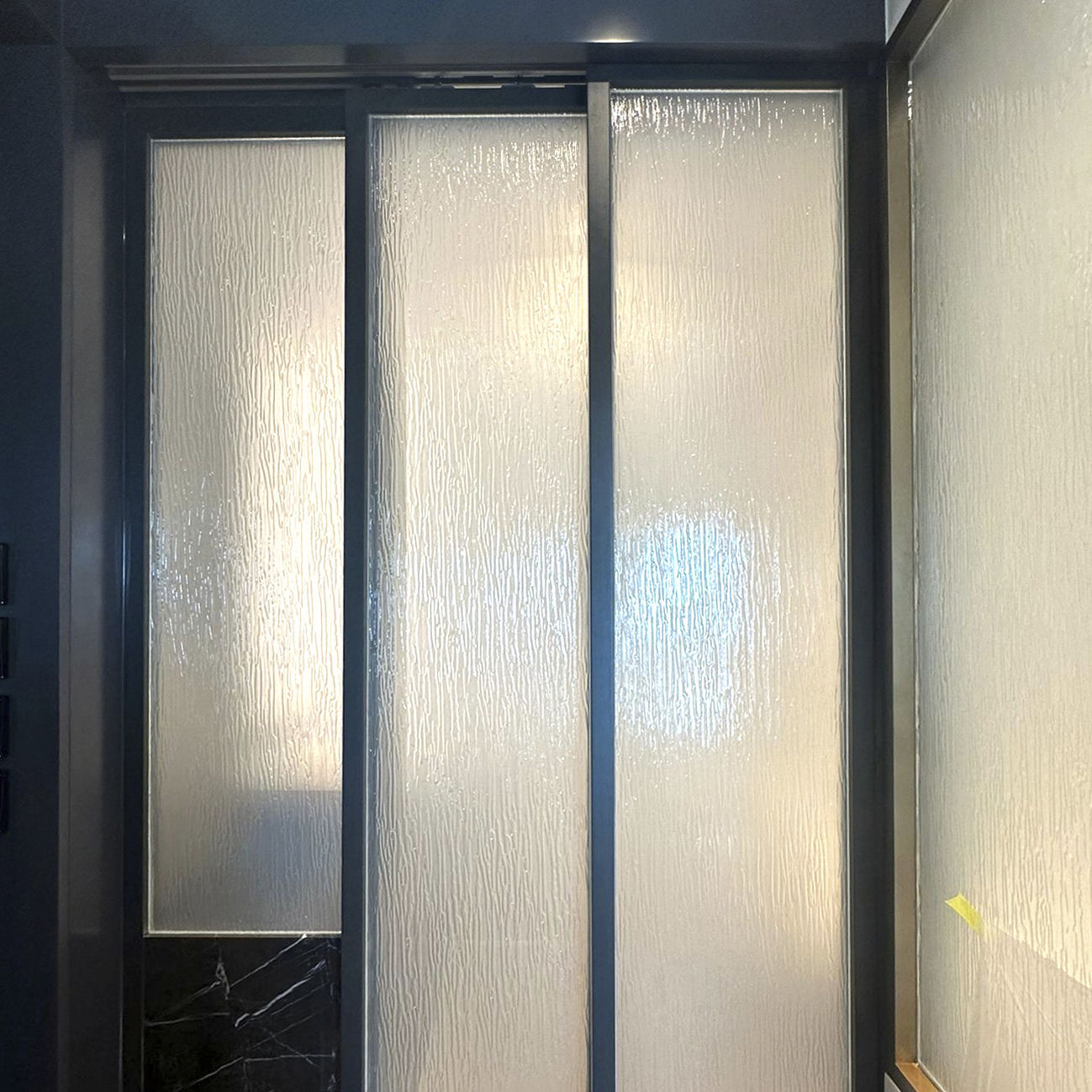 Laminated glass panel - R23184B - Rahmen (Asia) Limited - safety ...