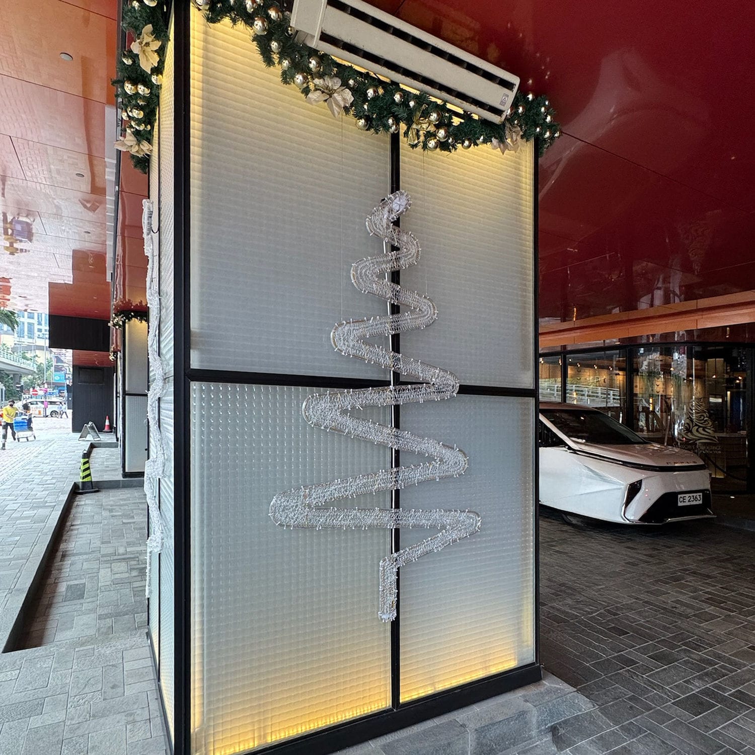 Laminated glass panel - R23369AYG2G2 - Rahmen (Asia) Limited - for interior