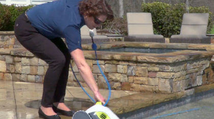 Electric robotic pool cleaner - ADVANCED CLASS : DOLPHIN T35 ...