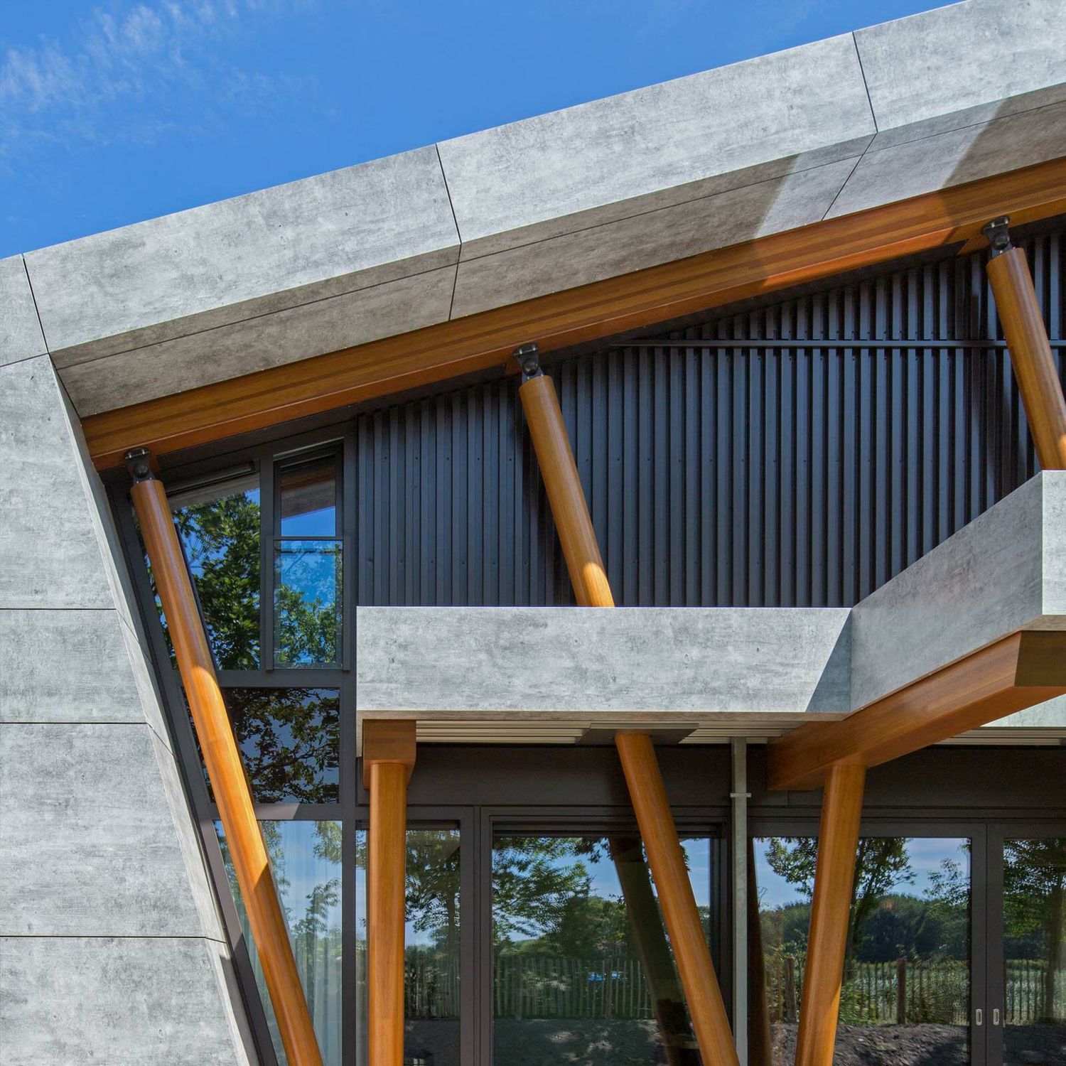 Panel cladding - ALUCOBOND® DESIGN - ALUCOBOND - coating / aluminum ...