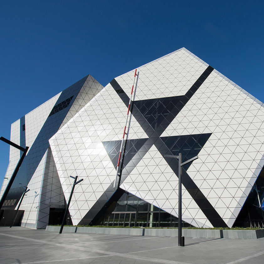 Cassette cladding - PERTH ARENA - ALUCOBOND - aluminum / composite ...