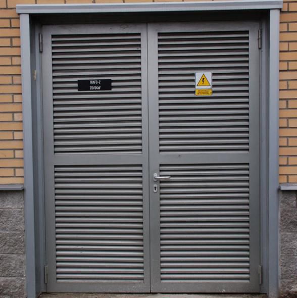 Service door - Gutkowski - aluminum / swing / without glazing