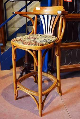 Traditional bar chair - Vintage - Harleq - fabric / wooden / wooden base