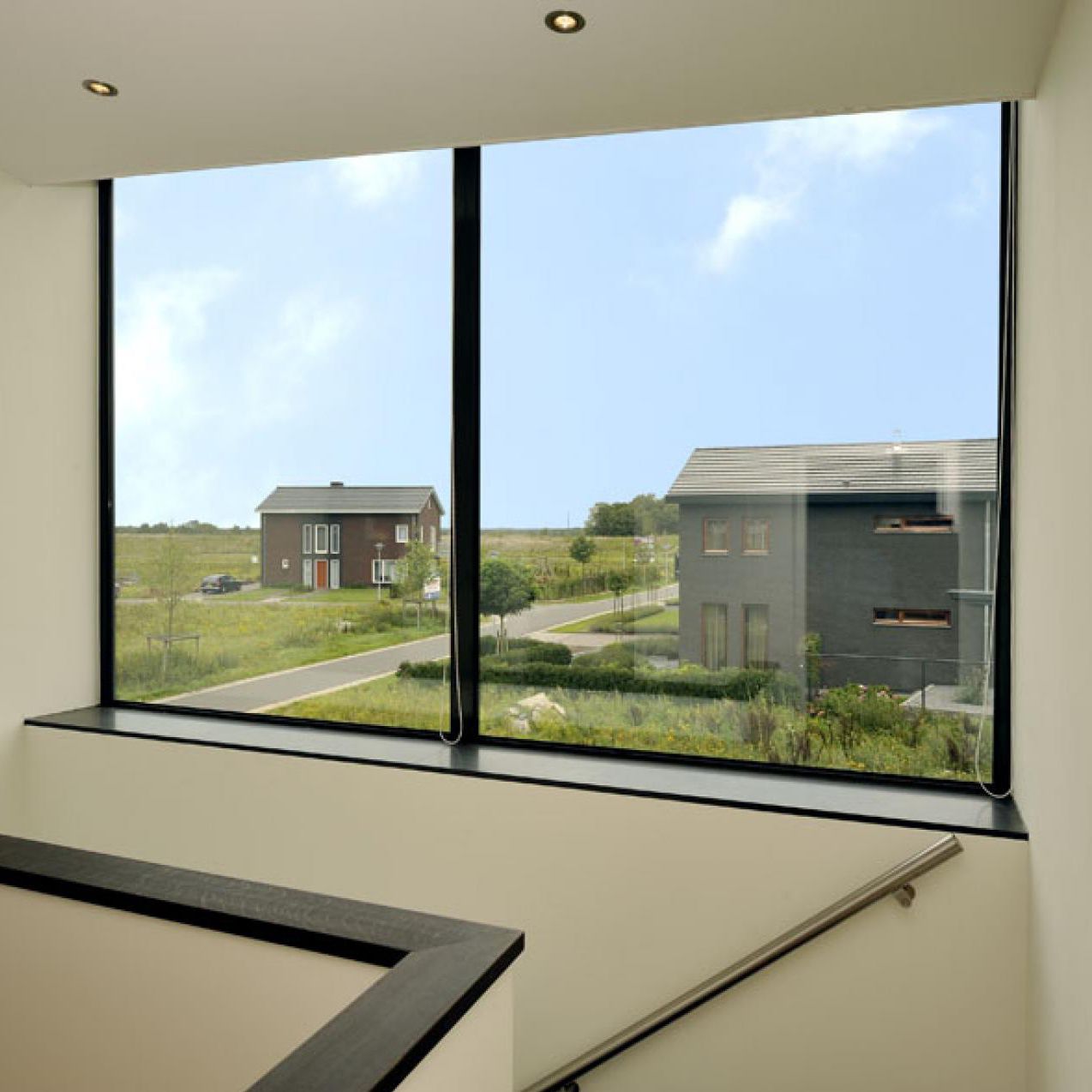 Aluminum window - FUTURAL - Aliplast - fixed / double-glazed / gray