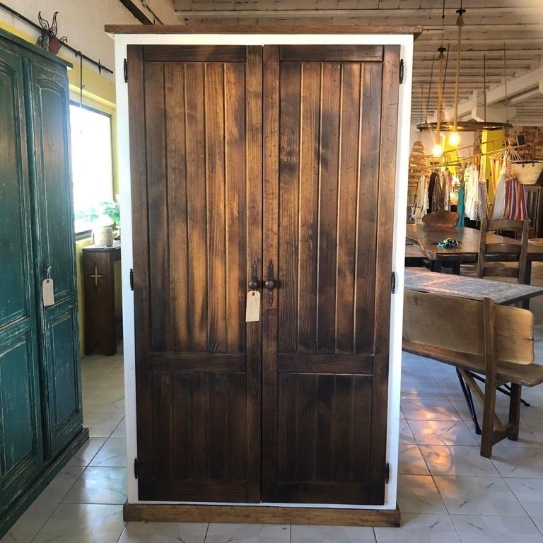 Rustic style wardrobe - AR-02 - El roure vell - wooden / with swing doors
