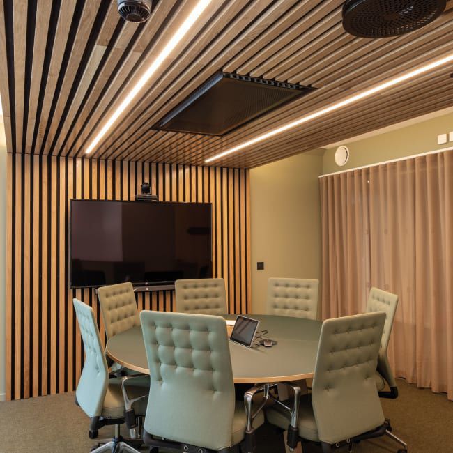 LED strip light - FULL SPECTRUM 9,6W 5 METER - The Light Group - IP20 ...