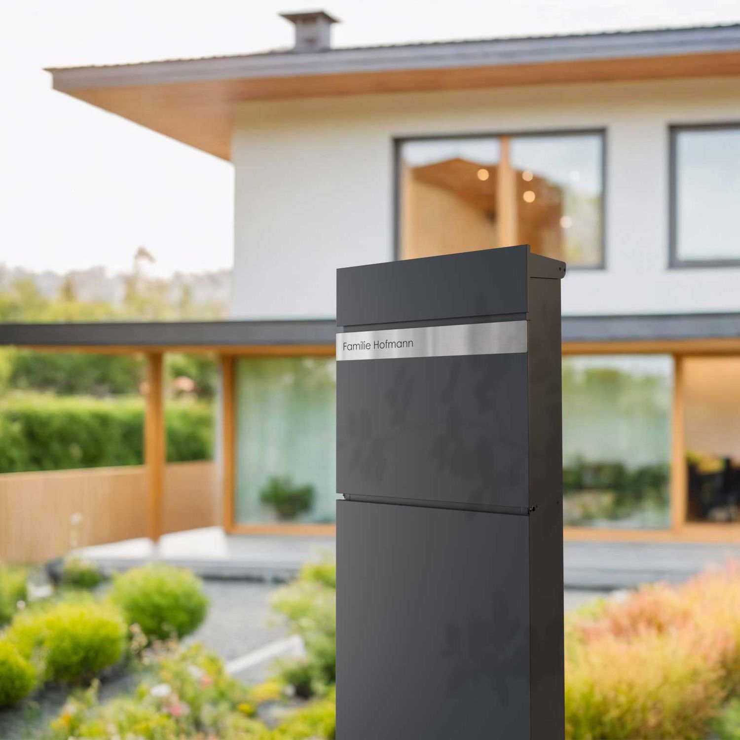 Mailbox with post - LESSING - Briefkasten Manufaktur Lippe GmbH - floor ...